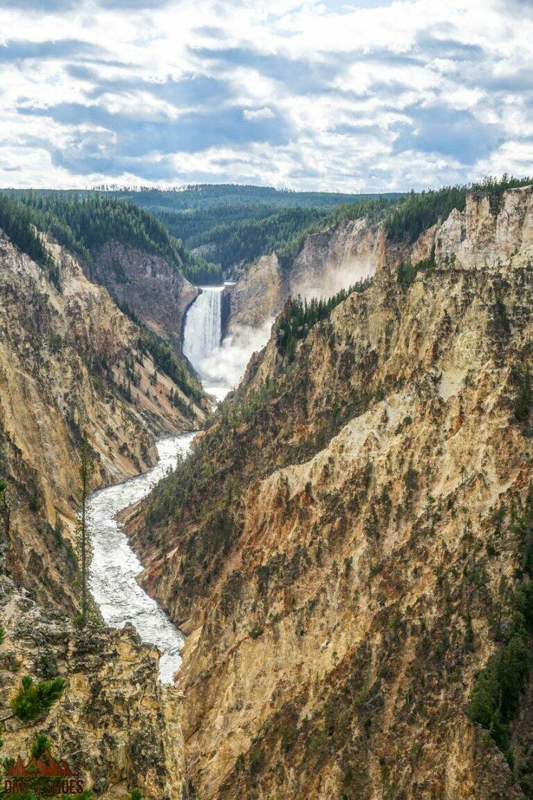 12 Things You Can't Miss On Your First Visit to Yellowstone - Page 2 of 3
