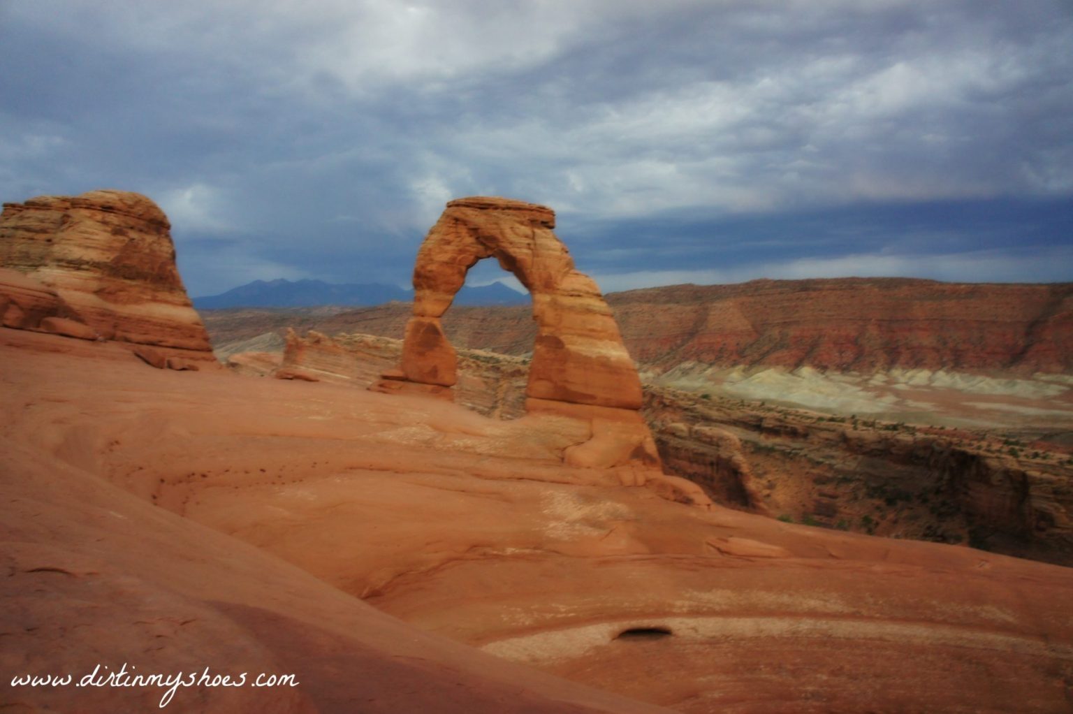 Hike! Arches - Delicate Arch | Dirt In My Shoes